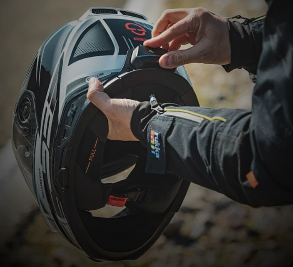 Schuberth Sc2 C5/s3/ E2/ J2 Intercom Sena 50s